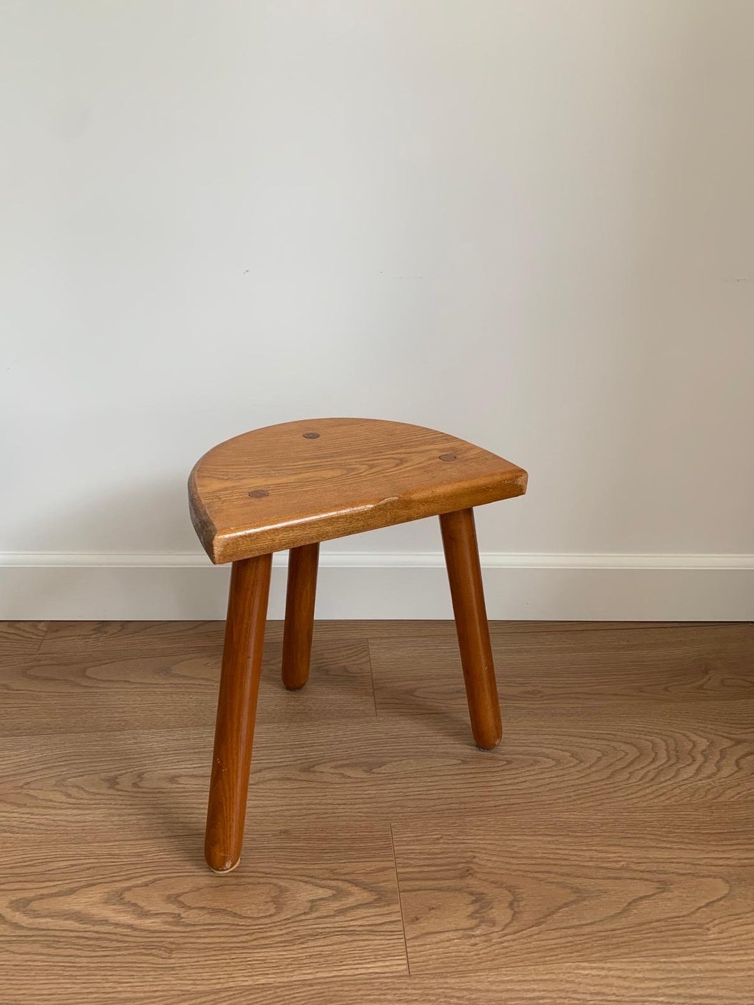 Wooden Tripod Stool, Wooden Milking Stool, Compass Feet Stool, 3-legged ...
