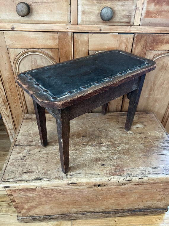 Antique Primitive Foot Stool//bench - Etsy