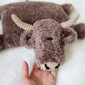 Crochet Highland Cow Pillow Toy Scottish Coo Stuffed Baby Toy Plush ...