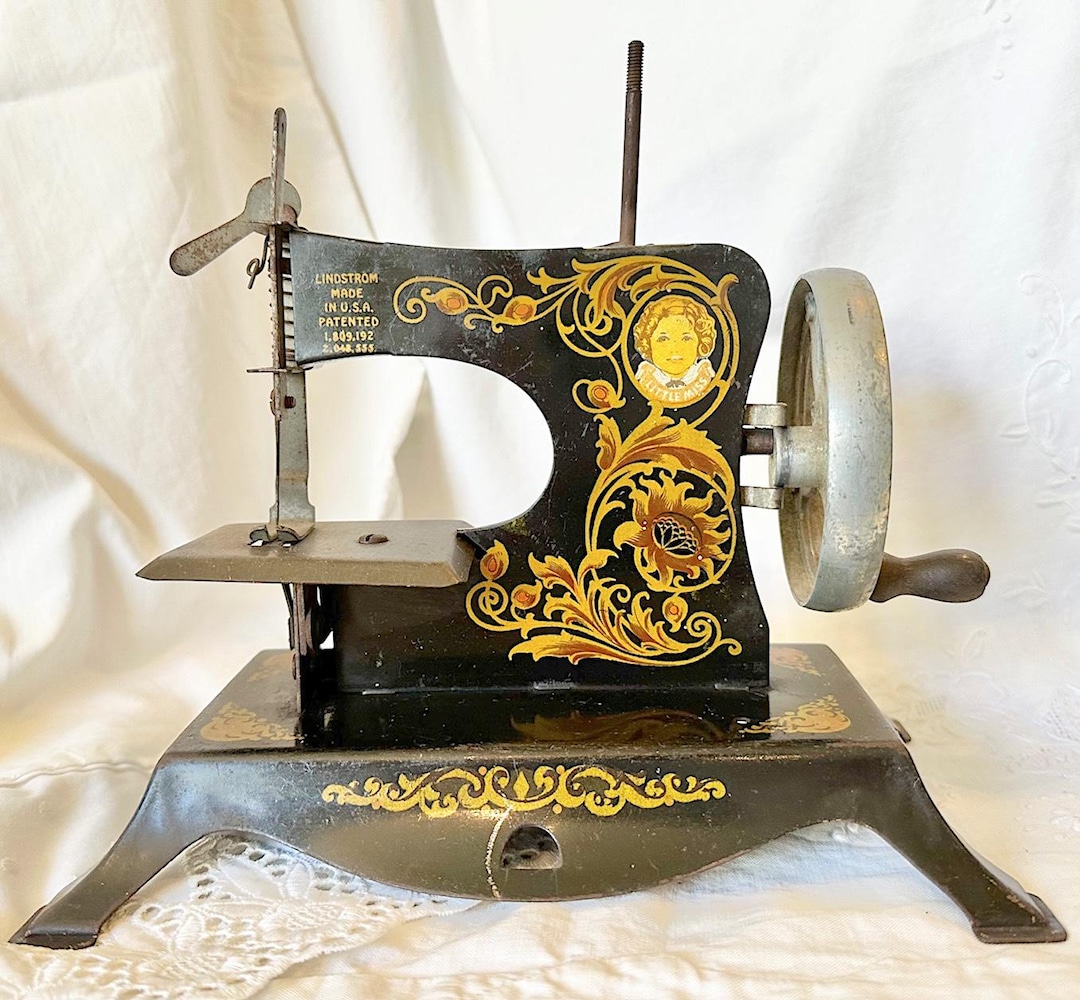 Little Miss Sewing Machine by Lindstrom Tool & Toy Co. - Etsy