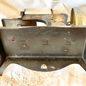 Little Miss Sewing Machine by Lindstrom Tool & Toy Co. - Etsy