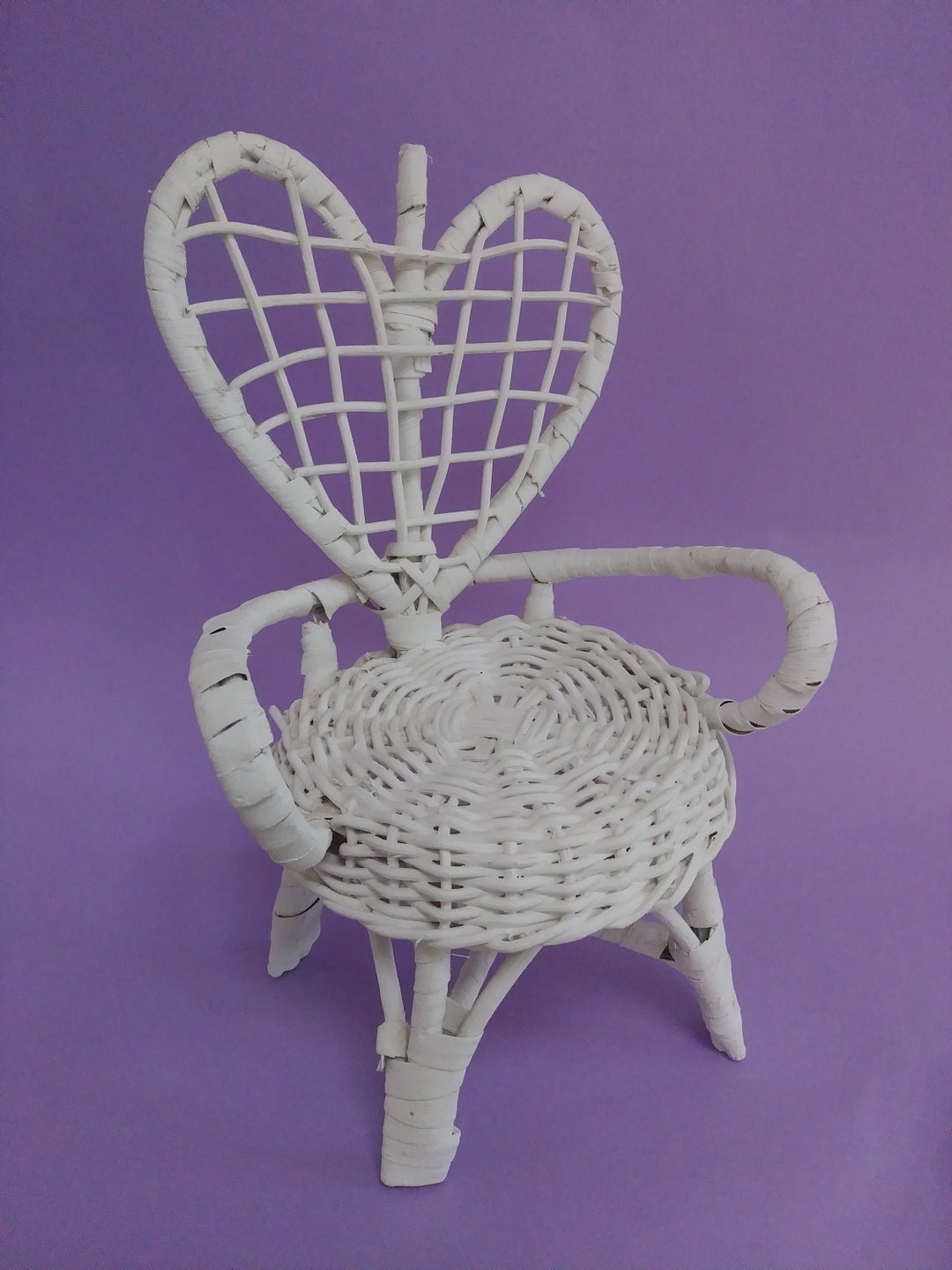 Charming Small White Wicker Arm Chair With Heart-shaped Back Perfect ...