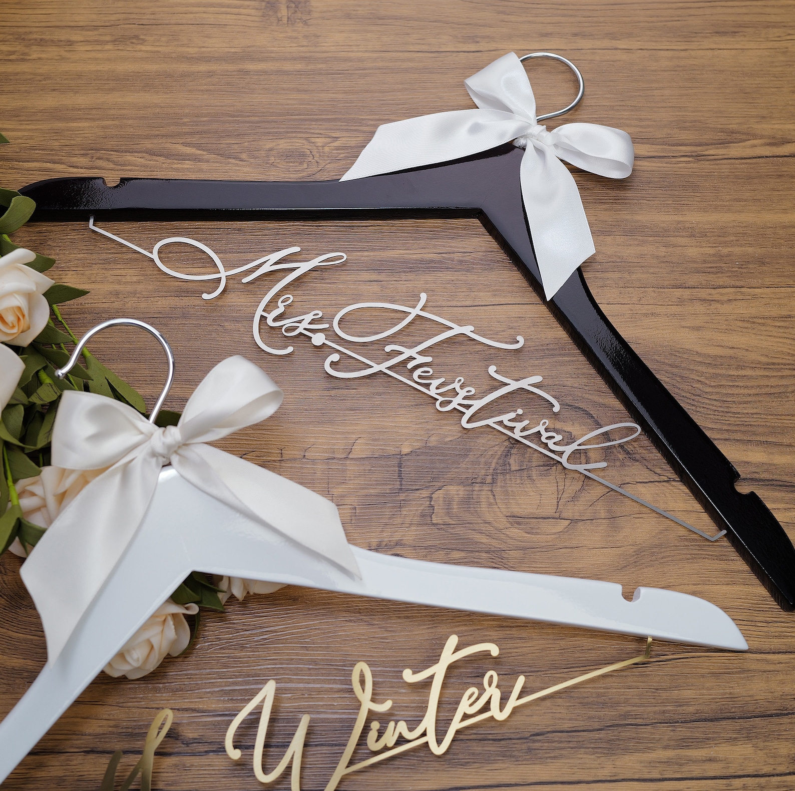 Personalized Hanger for Bride, Bridal Dress Hanger With Name and Date ...