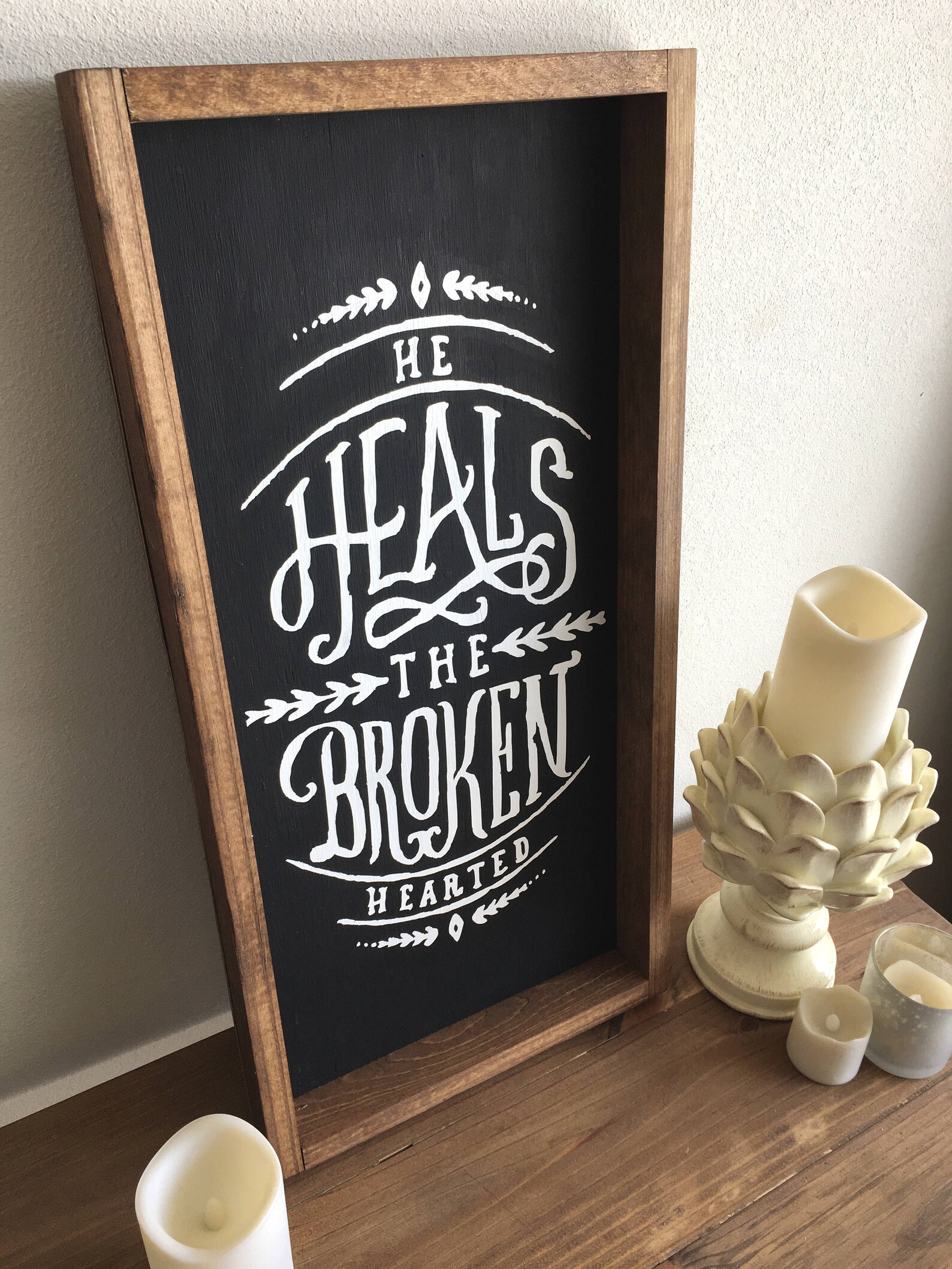 He Heals the Broken Hearted Sign Psalm 147:3 Sign | Etsy