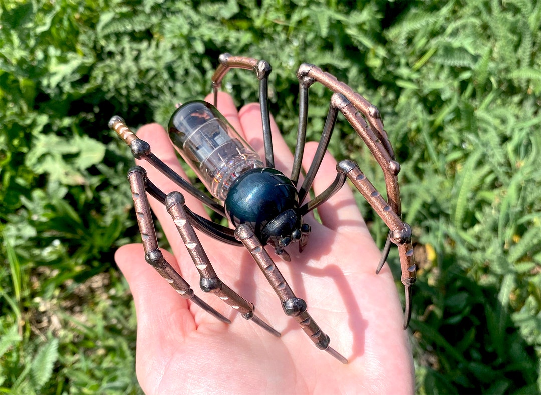 Metal Spider Figurine, Art Metal Sculpture Steampunk Spider, Spider ...
