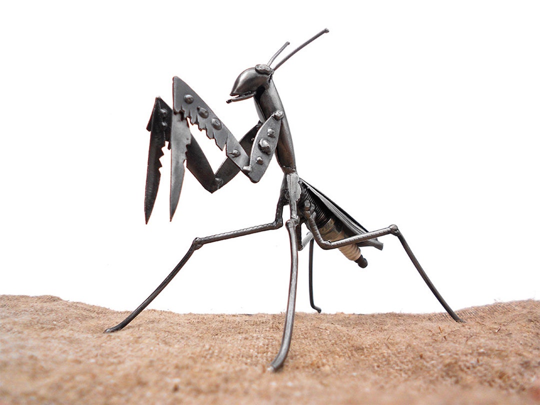 Metal Sculpture Mantis Steampunk. Mechanical Mantis Figurine. Welding ...
