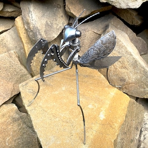 Metal Sculpture Mantis Steampunk. Mechanical Mantis Figurine. Welding ...