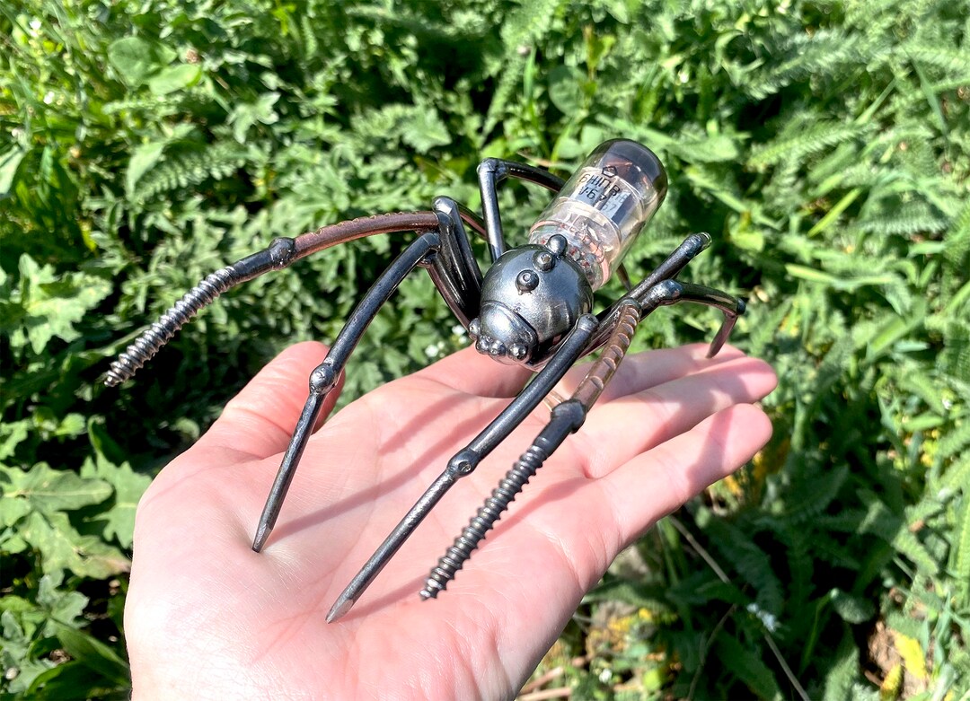 Metal Spider Figurine, Art Metal Sculpture Steampunk Spider, Spider ...