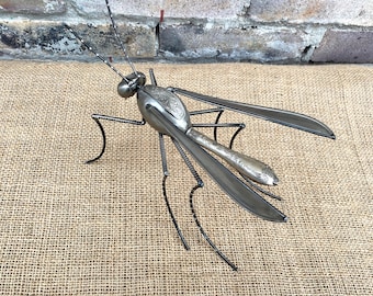 Metal Sculpture Wasp, Wasp America. Art Wasp Figurine. Welded Insect ...
