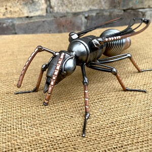 Metal Sculpture Wasp, Wasp America. Art Wasp Figurine. Welded Insect ...