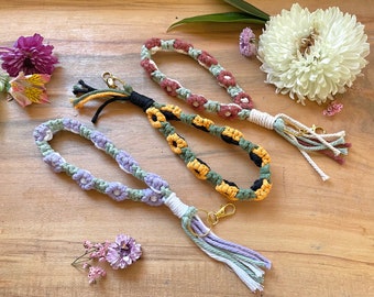 Adjustable Two Colors Flower Macrame Lanyard Handmade Phone Accessories ...