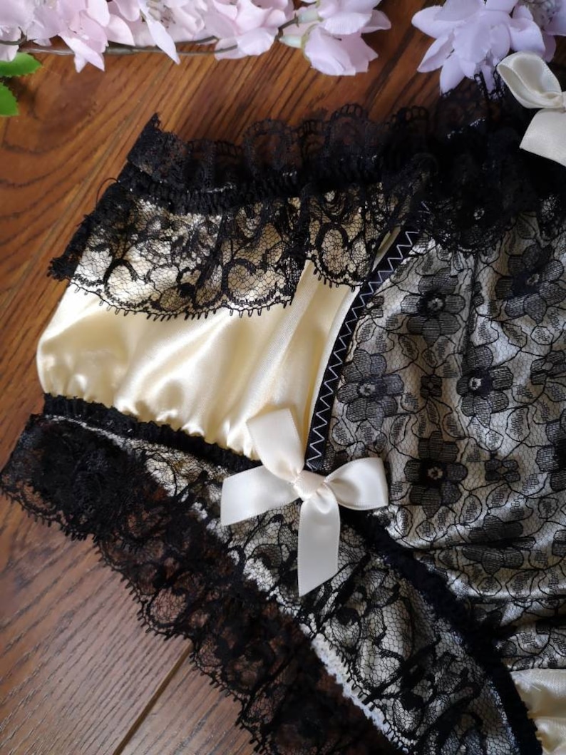 Pale Lemon Satin Höschen Sinnliche Sissy Knickers Schwarze Etsy De