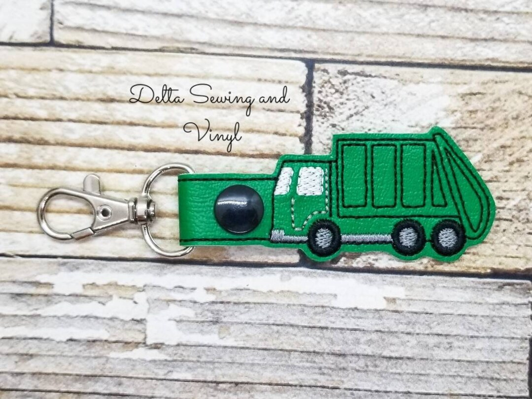 Garbage Truck Keychain, Garbage Man Gift, Garbage Truck Bag Tag, Trash ...