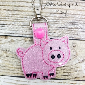 Pig Keychain, Pig Key Fob, Farm Animals, Barn Key Fob - Etsy