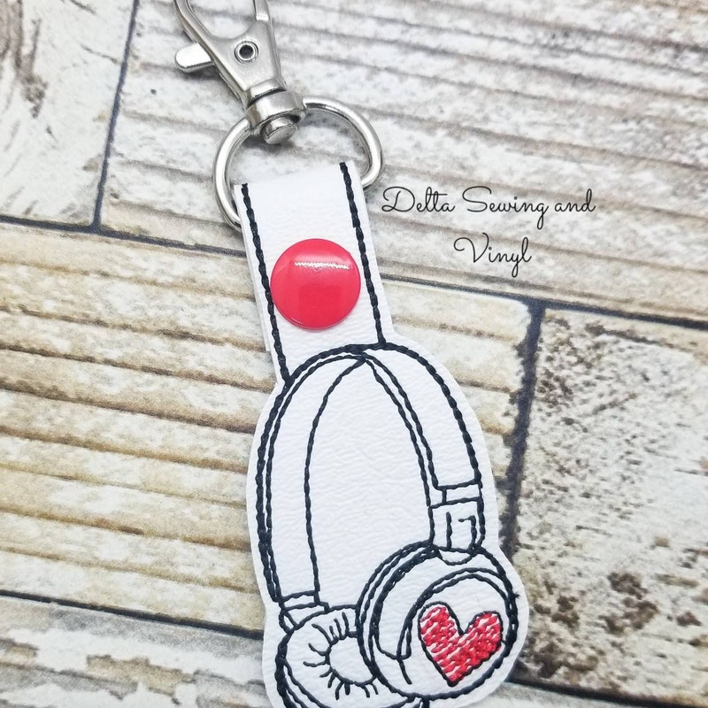 Headphone Keychain - Etsy