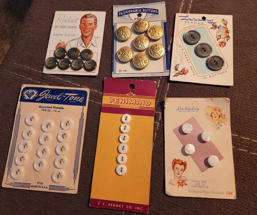 Six Cards of Vintage Buttons From the 1940s, 1950s and 1960s, Including ...