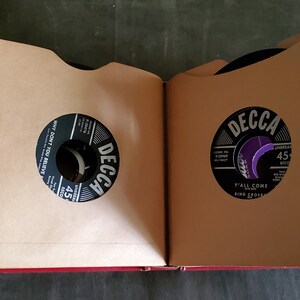 Vintage Red Decca 45 Rpm Record Album With 15 Records Included - Etsy