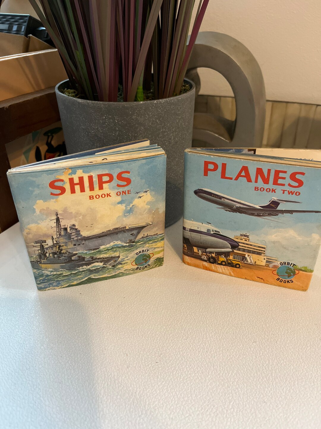 Orbit Books X 2 Ships & Planes - Etsy
