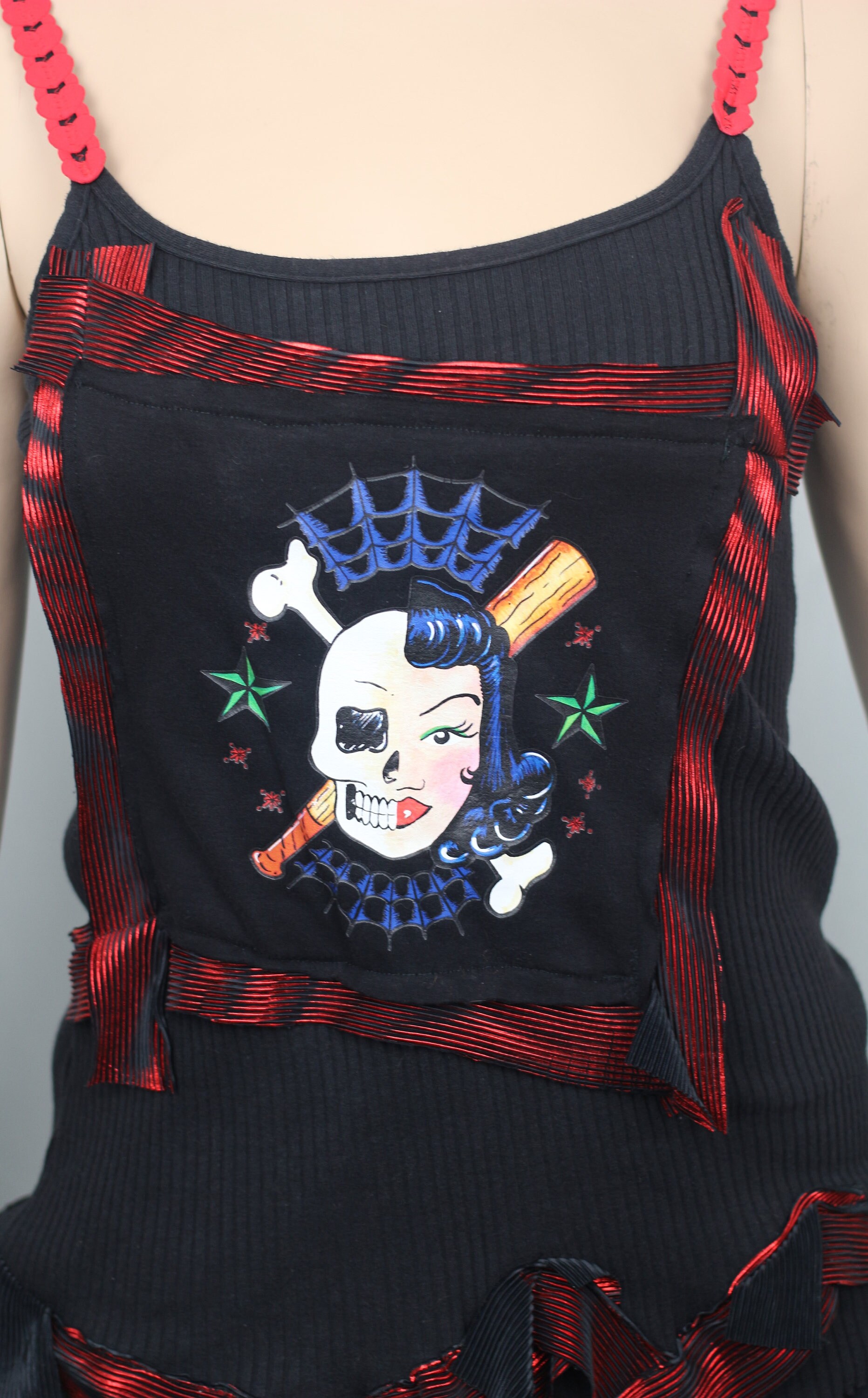 Remade Punk Rock Skull T-shirt With Love Heart Straps UK14-16 - Etsy