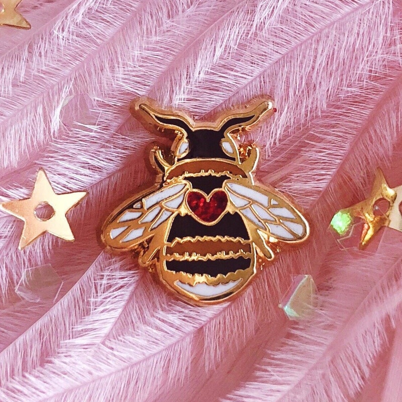 Bee Enamel Pin - Etsy