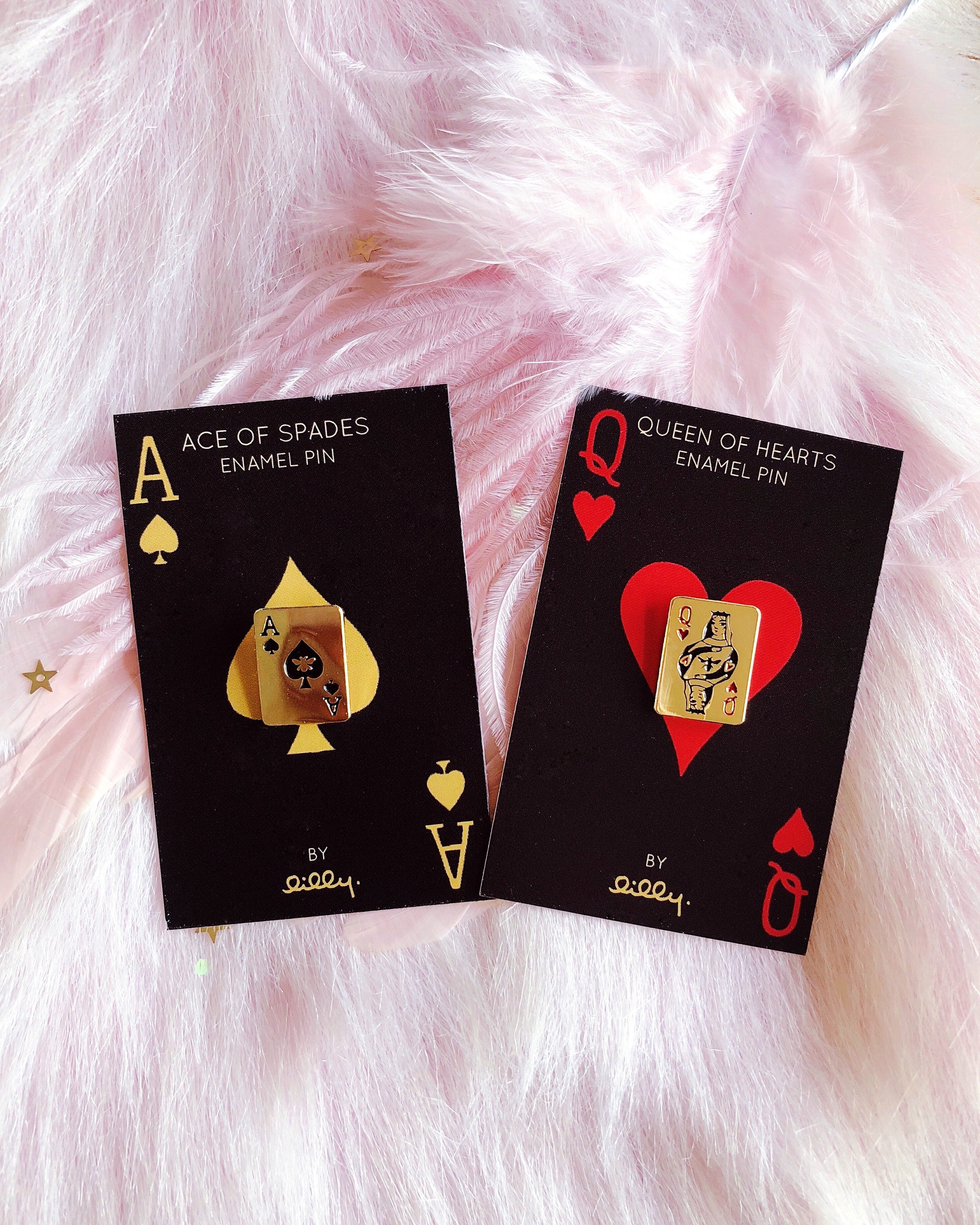Queen of Hearts Golden Playing Card Gold Soft Enamel Pin Bee | Etsy