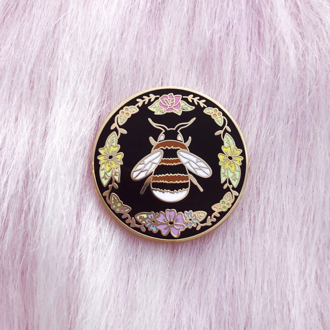 Floral Bee Pin, Pastel Rainbow Flower Wreath Honeybee Gold Hard Enamel ...