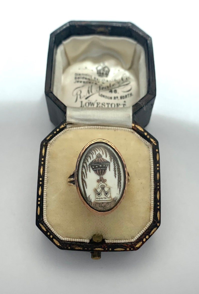 A Magnificent Georgian Memorial Urn Ring Circa 1790s - Etsy