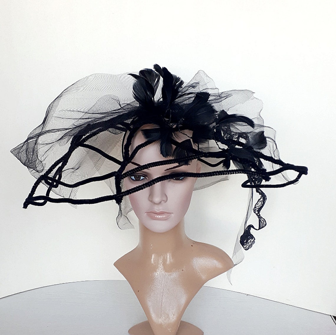 Gothic Veil Fascinator Hats , Witch Hats, Halloween Magic Hat ...