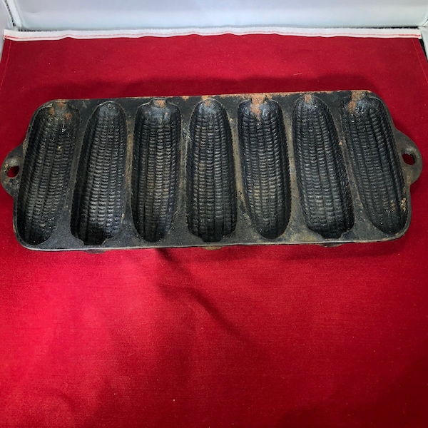 Cast Iron Cornbread Mold - Etsy