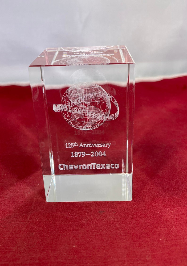 Vintage-paperweight-clear-glass-chevron-texaco-125 Anniversary-globe ...