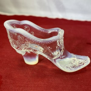 Vintage-shoe-glass-clear-white-ribbon-figurine-home Decor - Etsy
