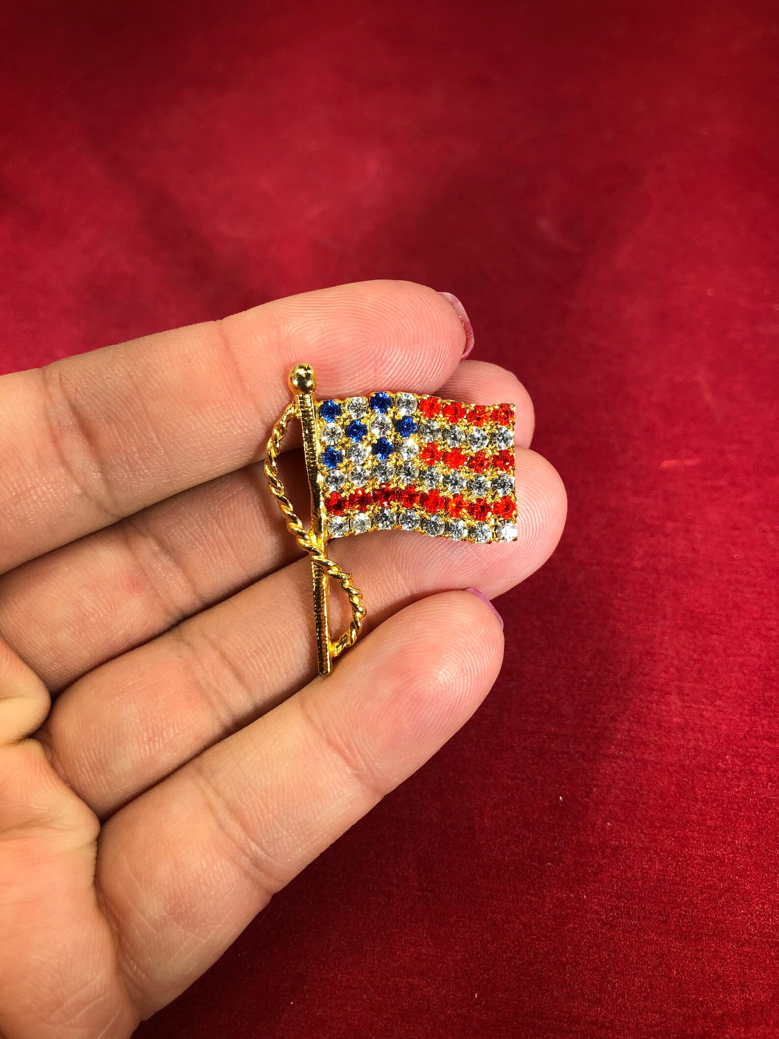 Vintage-brooch-pin-american Flag-gold-red-white-blue-rhinestones ...
