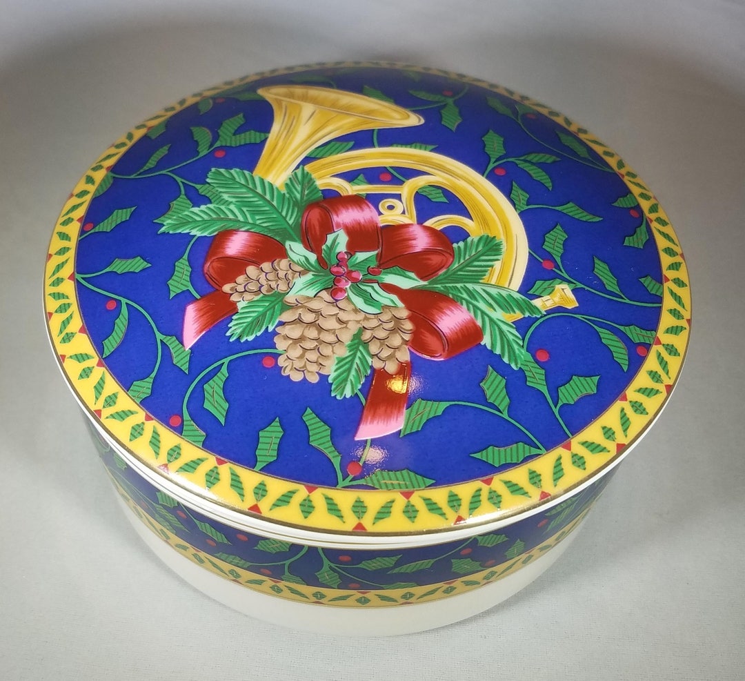 Vintage-mikasa-christmas-dish-home Decor-glassware-holiday Music-french ...