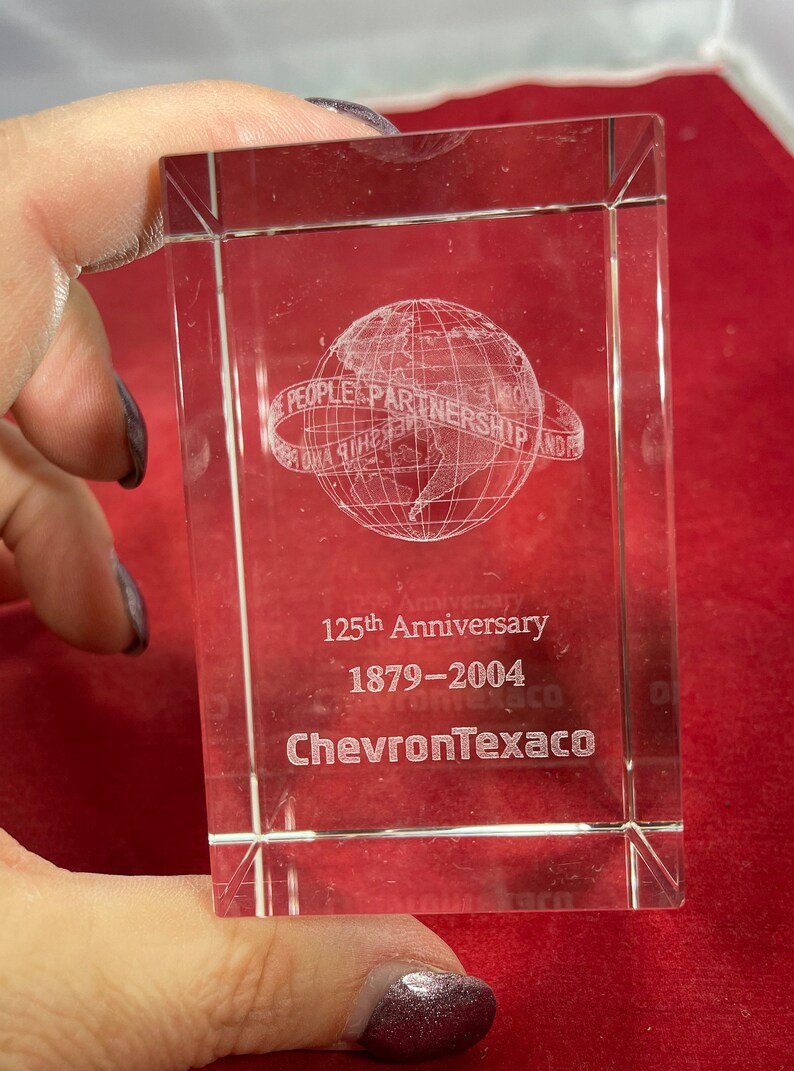 Vintage-paperweight-clear-glass-chevron-texaco-125 Anniversary-globe ...