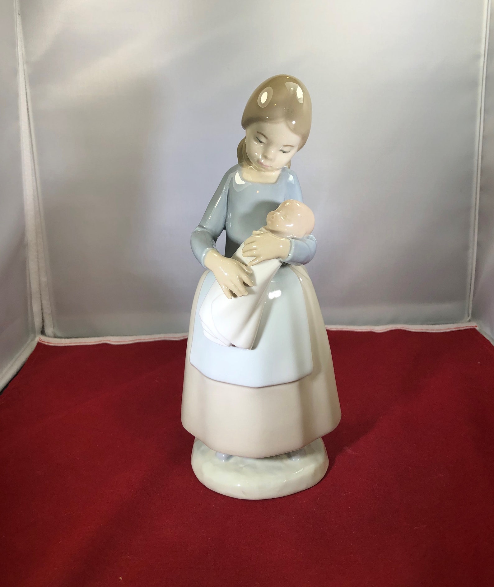 Vintage-nao-lladro-girl-baby-spain-handmade-daisa-figurine-statue-home ...
