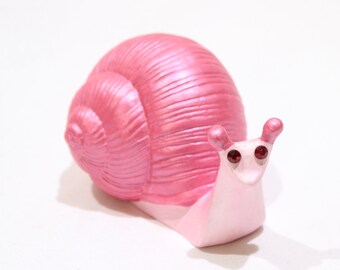 Pink snail | Etsy