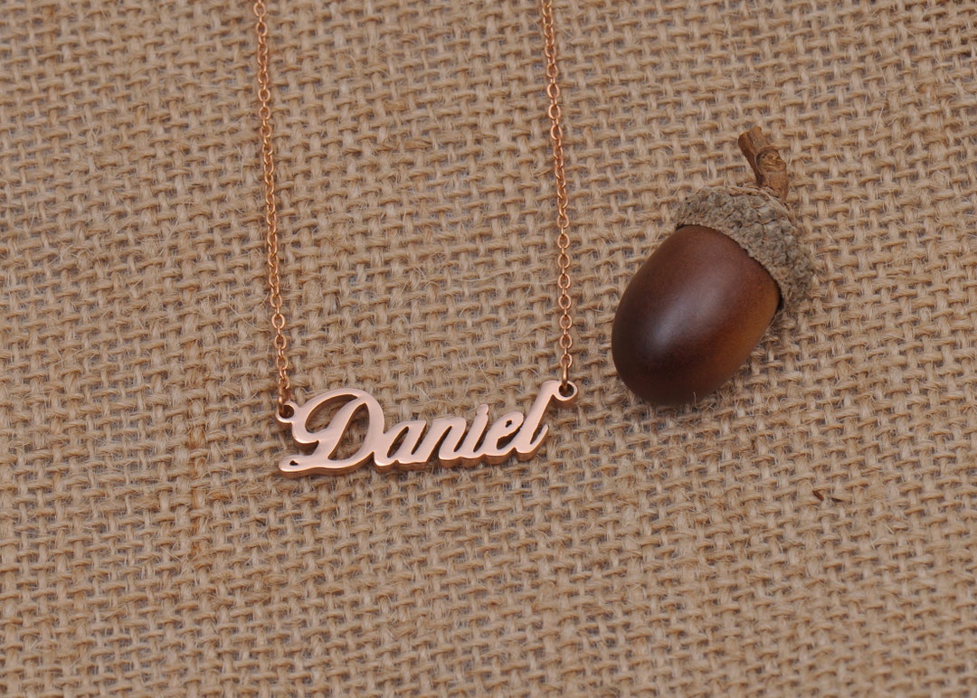 Daniel Tiny Name Necklace Dainty Custom Name Necklace Gift - Etsy