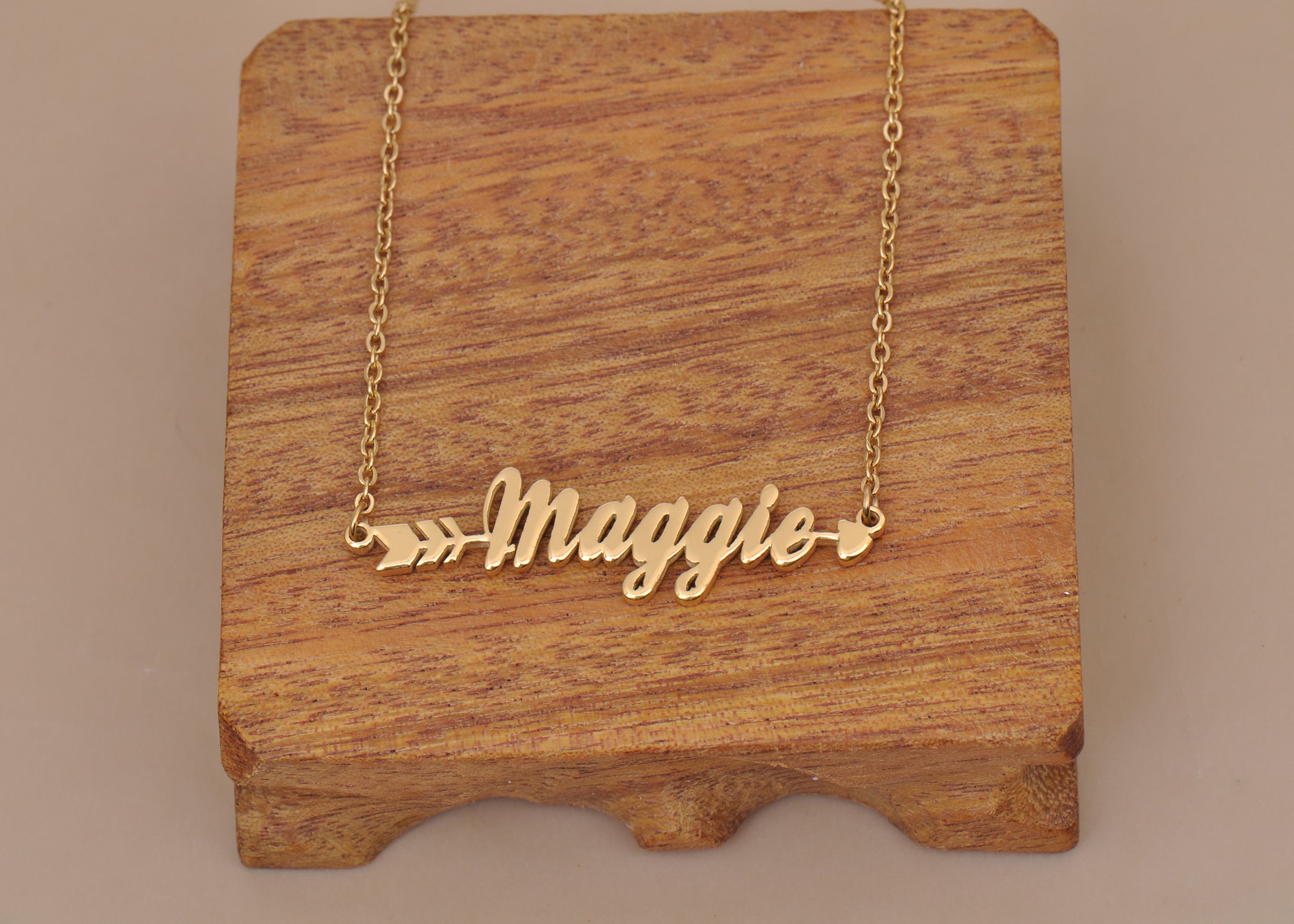 Maggie Name Necklace with Arrow Personalized Name Necklace | Etsy