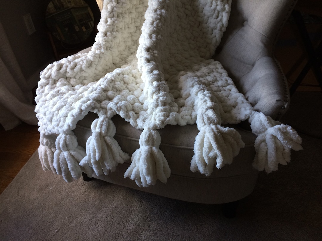 Chunky Knit Tassel Blanket - Ivory Tassel Blanket - Decorative Knit ...