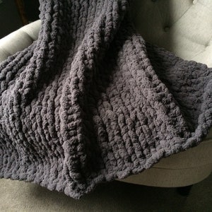 Dark Gray Blanket - Chunky Knit Blanket - Super Chunky Throw - Gray ...