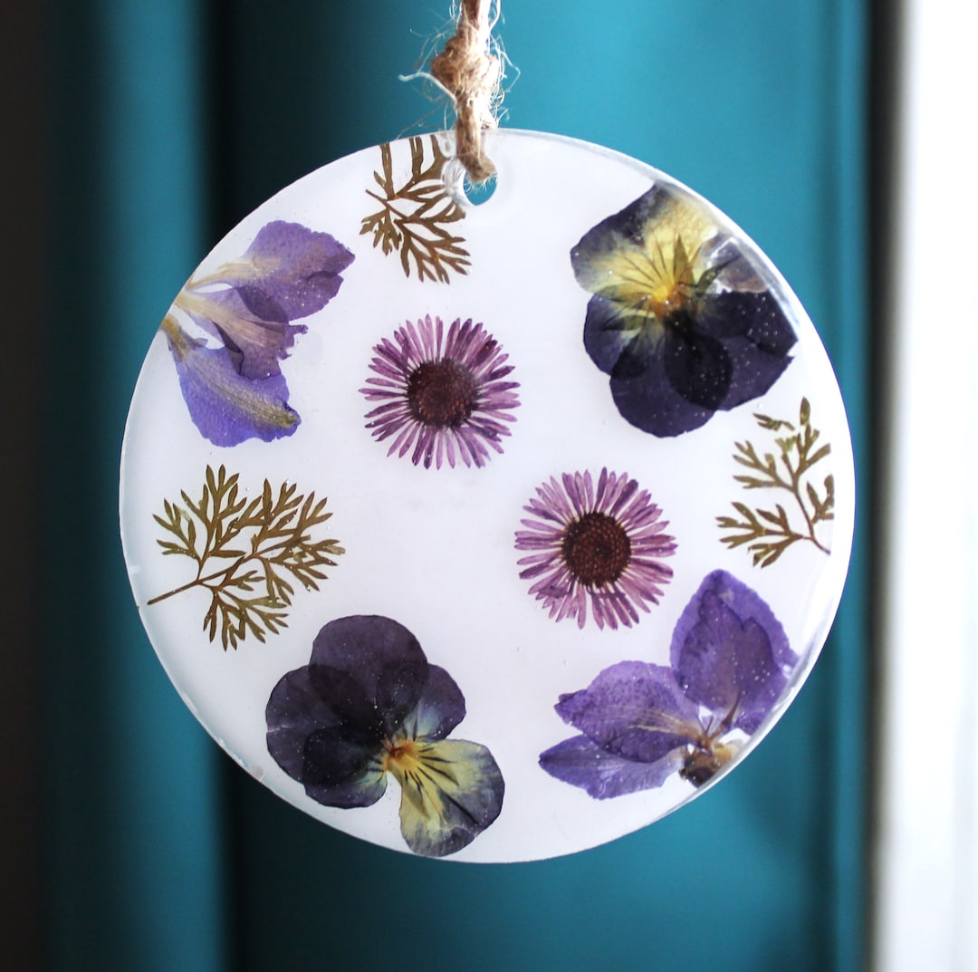 Resin Sun Catcher, Pressed Flower, Flower Sun Catcher, Handmade Resin ...