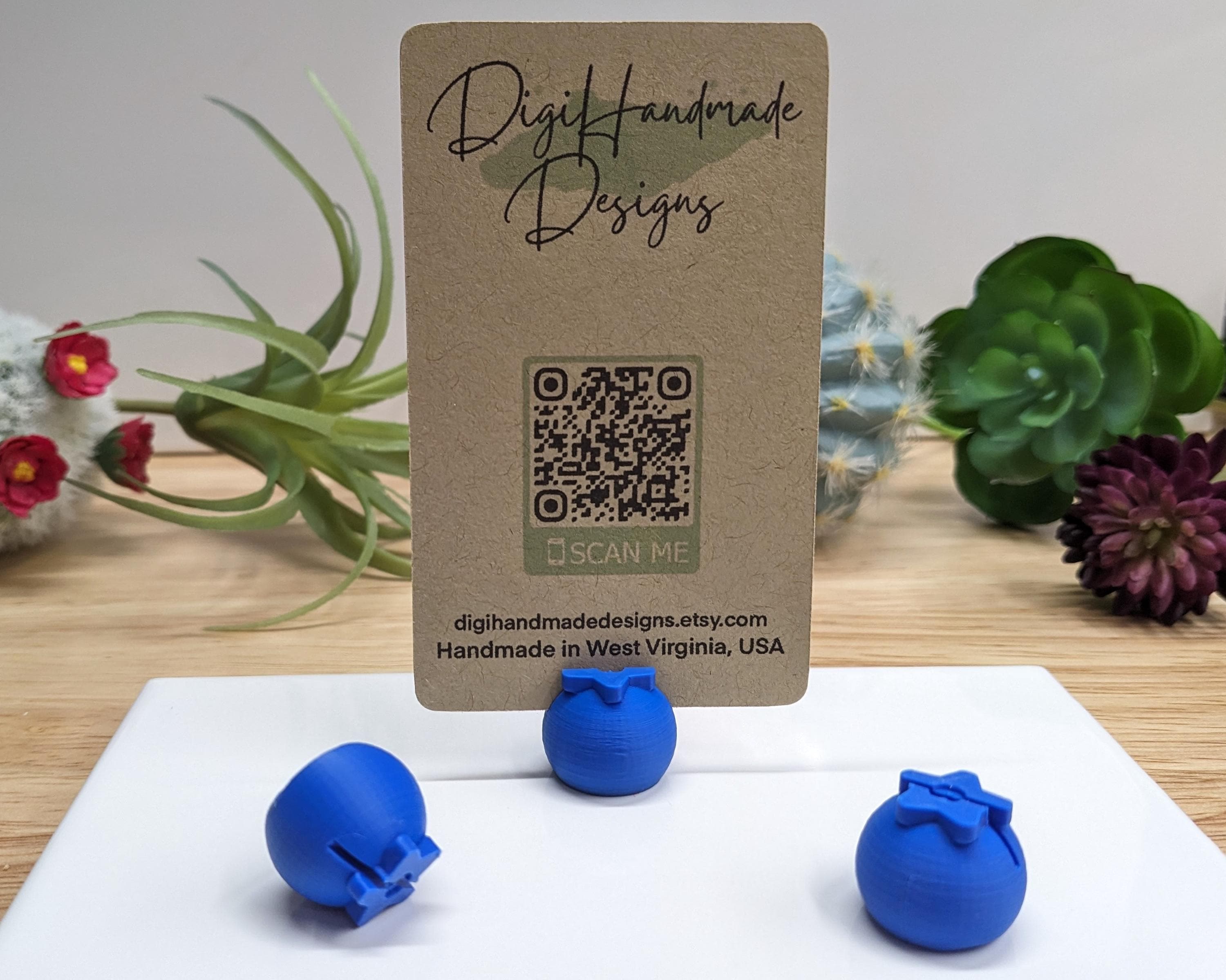 Blueberry Place Card Holder for Wedding Table Numbers, Name Tags, and ...