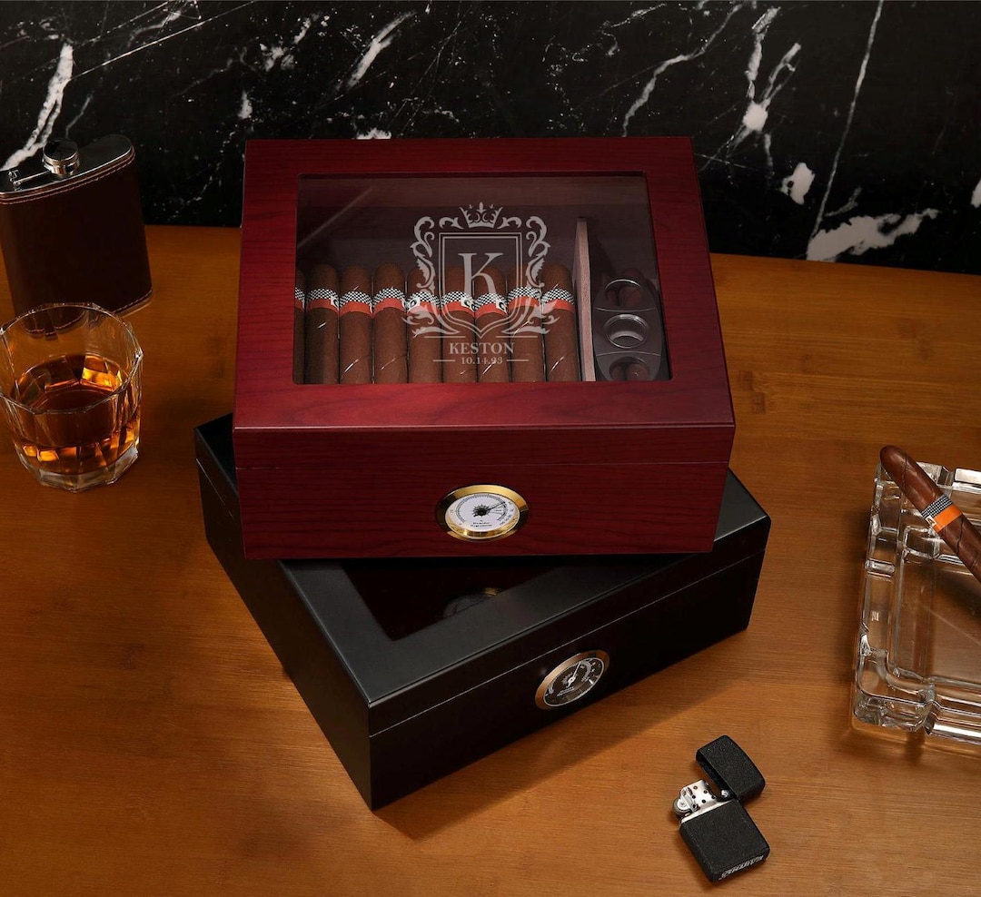 Personalized Cigar Humidor Box-custom Wood Cigar Holder-engraved Cigar ...