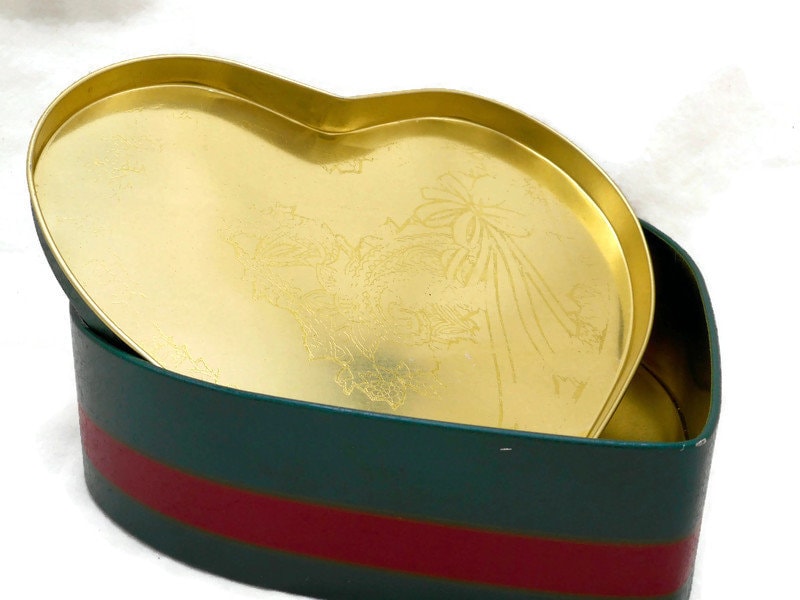 Vintage Heart Tin: Nobel Hall 1980s Paisley Rose Print - Etsy