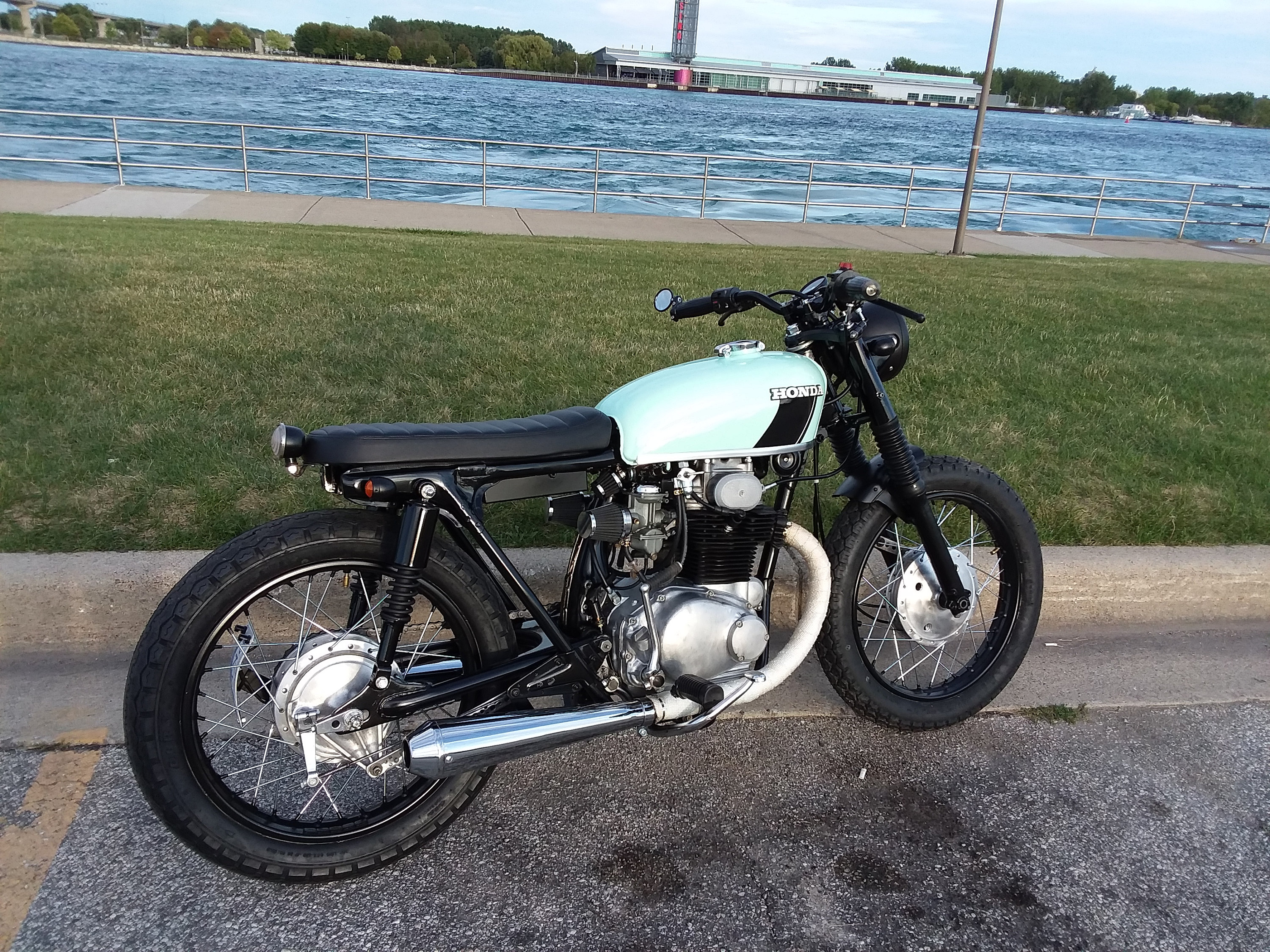 Custom Motorcycle Cafe Racer Brat Style Caterpillar Seat - Etsy