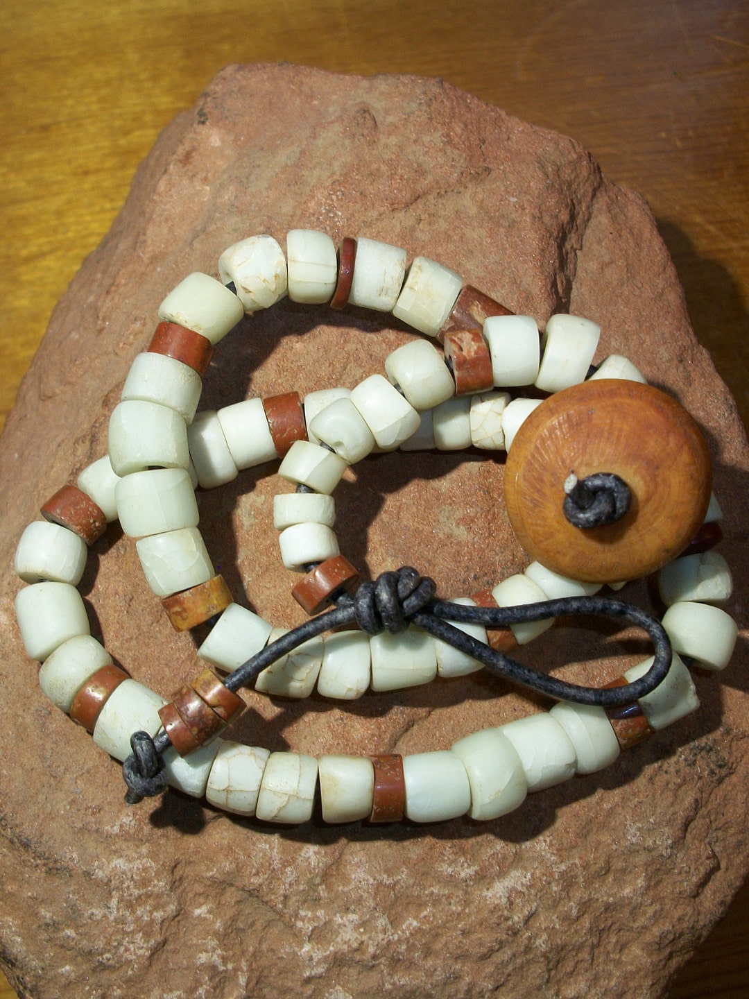 Men's Old Venetian Green Heart Pipestone Bone Leather Necklace - Etsy