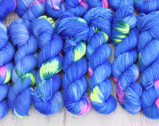 2025 SMSMS "pool Party" Worsted Weight Yarn (100% Superwash Merino ...