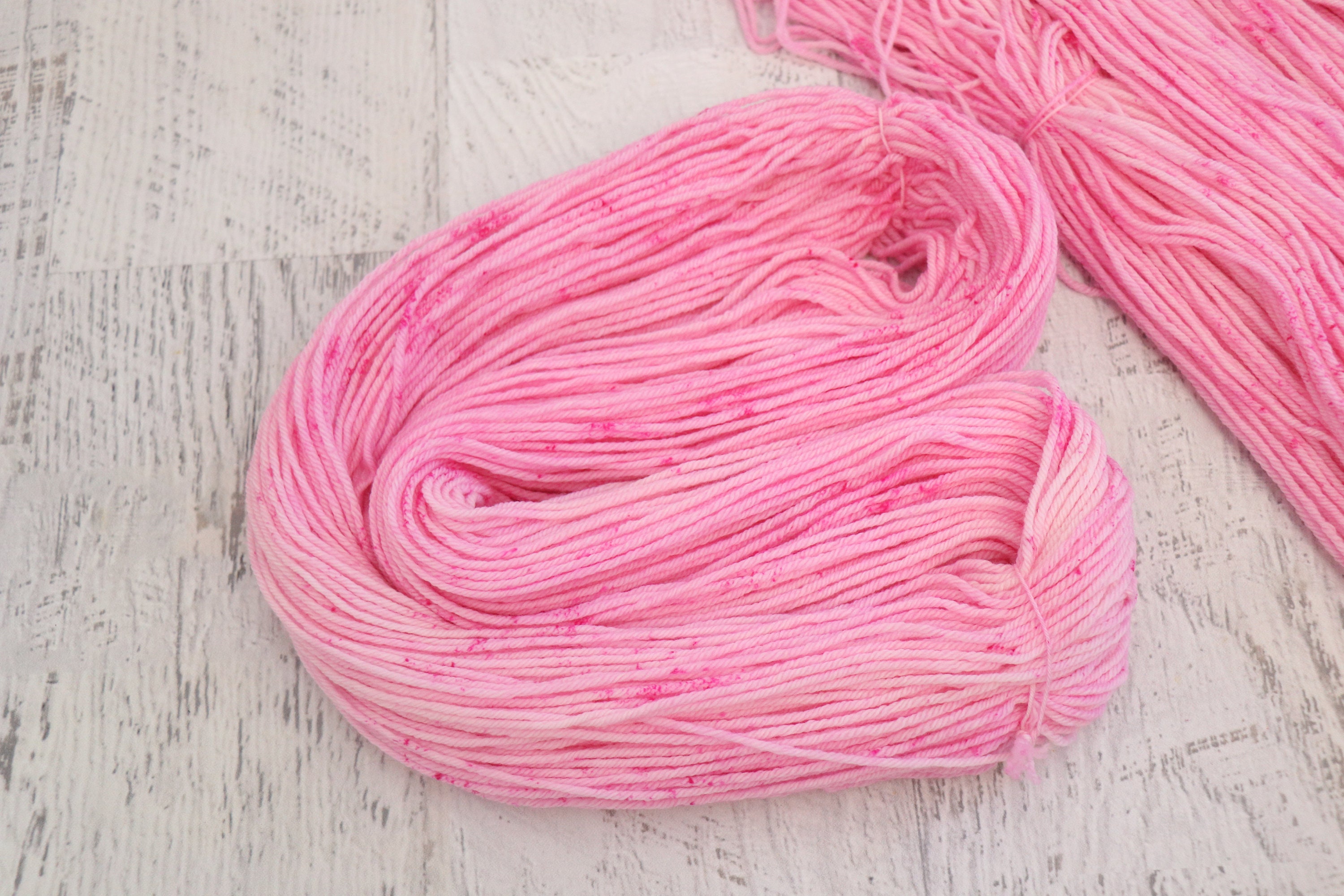Pink Speckled DK Weight Yarn 100% Superwash Merino Hand Dyed - Etsy