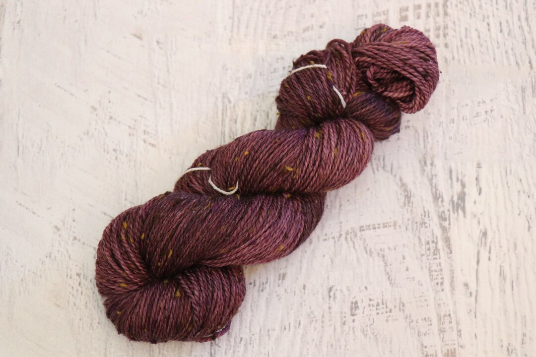 Tonal Worsted Weight Donegal Yarn (70/20 Superwash Highland Wool ...