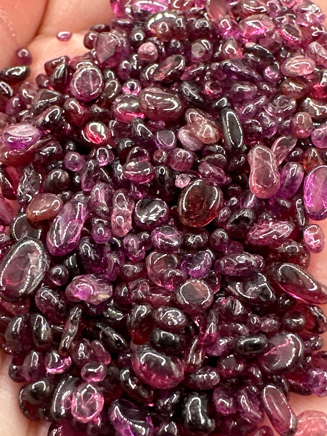 25g Garnet/gemstones/red Garnet/microchips/minerals/gifts/crafts/art - Etsy